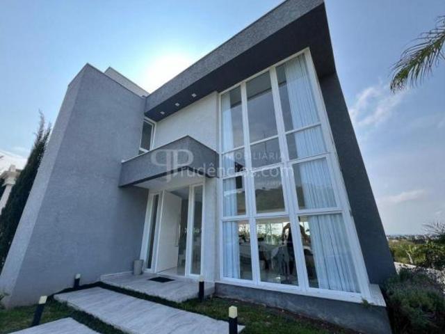Casa com 4 suítes à venda no Alphaville Graciosa Pinhais PR