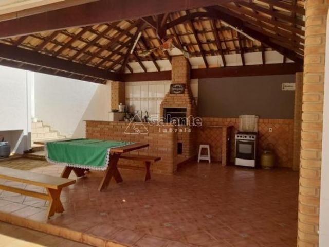Casa com 4 suítes à venda no Alto Taquaral