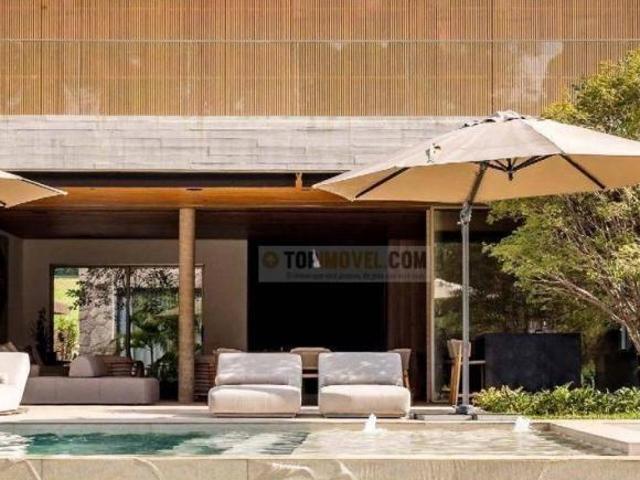 Casa com 4 Suites à Venda no Condominio Fazenda da Grama Itupeva/SP
