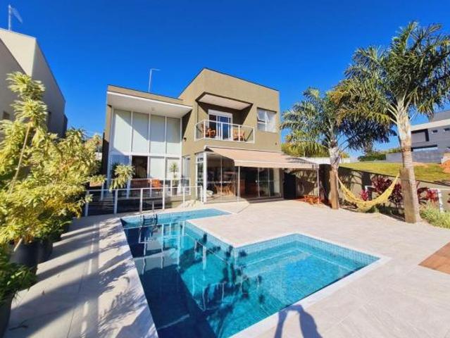 Casa com 4 suítes à venda por R$ 3.900.000 Condomínio Vale das Águas Bragança Paulista/SP