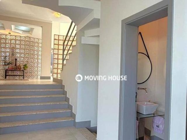 Casa com 4 suítes à venda Condomínio Residencial Oruam Valinhos/SP