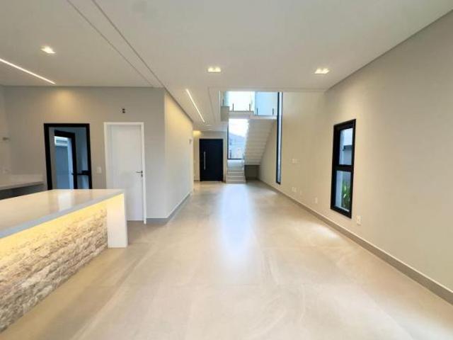 Casa com 4 Suítes à venda, 274 m² por R$ 2.450.000 Urbanova São José dos Campos/SP