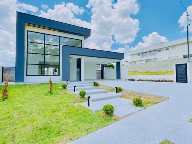 Casa com 4 Suítes à venda, 207 m² por R$ 2.250.000 Altos de São Fernando Jandira/SP