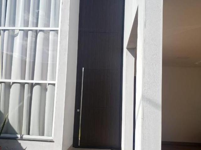 Casa com 4 suítes à venda, 230 m² Vida Nova Uberlândia/MG