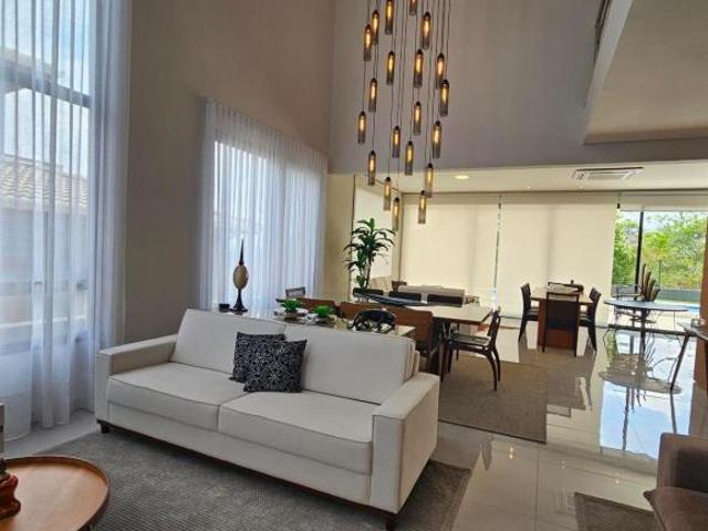 Casa com 4 suítes à venda, 300 m² por R$ 2.980.000 Condomínio Residencial Campos do Conde Bragan