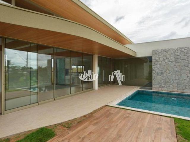 Casa com 4 Suites à venda, 401 m² por R$ 4.490.000 Sun Lake Residence Londrina/PR