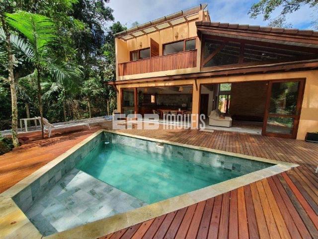 Casa com 4 suítes, ar condicionado, piscina, churrasqueira e forno de pizza na Praia do Prumirim Rgpru