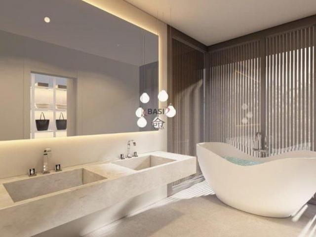 Casa com 4 suites cond. Green Village Park