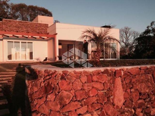 Casa com 4 suítes Condomínio Santa Justina