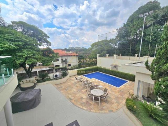 Casa com 4 suítes e lazer completo no Jardim Leonor