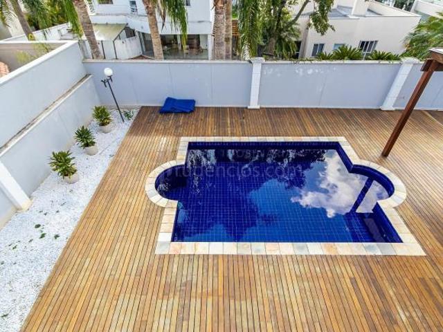 Casa com 4 suítes e piscina à venda, 453m2, Alphaville Graciosa, PINHAIS PR