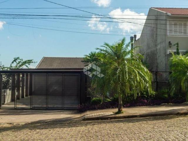 Casa com 4 suítes e vista para o Guaíba Jardim Isabel / Zona Sul de Poa