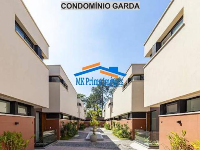 Casa com 4 Suítes e 531m² no Condomínio Garda Jardim Cordeiro/SP