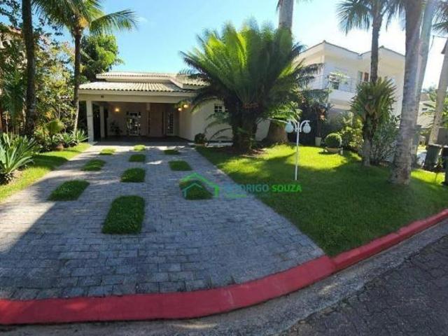 Casa com 4 suítes e 6 vagas à venda, 600 m² por R$ 1.800.000 Jardim Pernambuco II Guarujá/SP