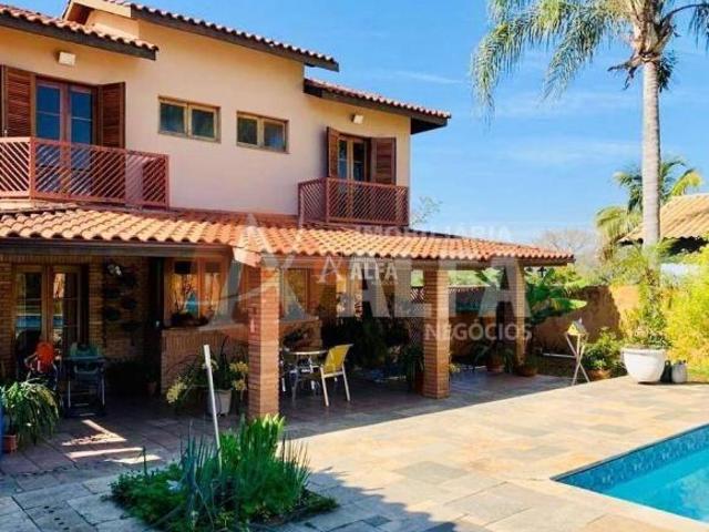 Casa com 4 Suites Jardim passargada Cotia/sp