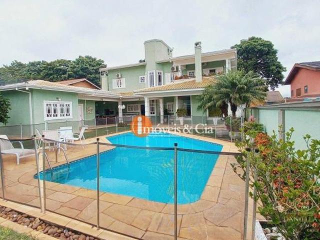 Casa com 4 suítes no Condomínio Shamballa I em Atibaia SP
