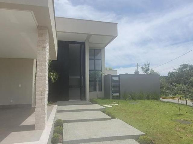 Casa com 4 suítes no Jardim Porto Casa em Condomínio com 4 Quarto s por R$ 2790000.00 no setor Jard