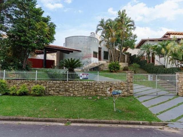 Casa com 4 suítes para venda no Condomínio Marambaia, em Vinhedo SP