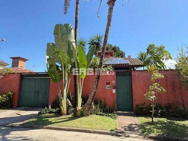 Casa com 4 suítes para venda no Itaguá, Ubatuba