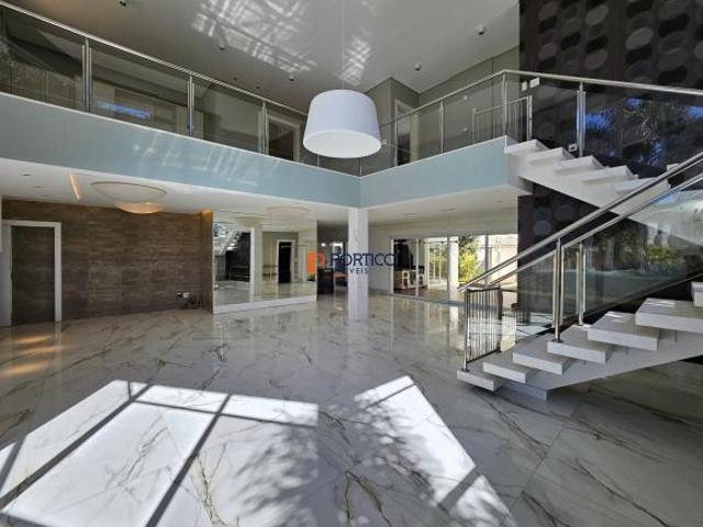 Casa com 4 suítes, piscina, escritório a venda em Paulínia!