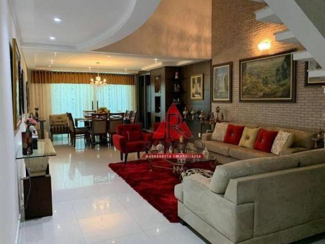 Casa com 4 suítes por R$ 2.200.000 Lago da Boa Vista