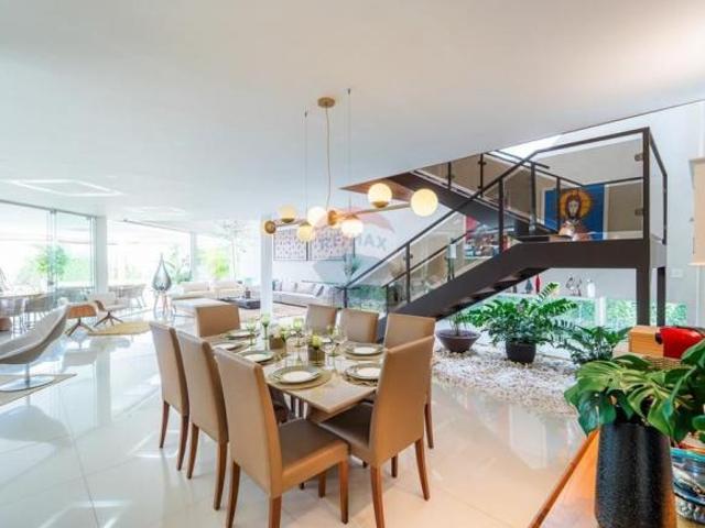 Casa com 4 suítes Solar de Brasilia