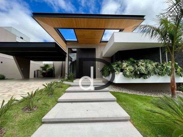 Casa com 4quartos à venda, 412 m² por R$ 3.800.000 Condomínio Villa D&apos Oro Vinhedo/SP