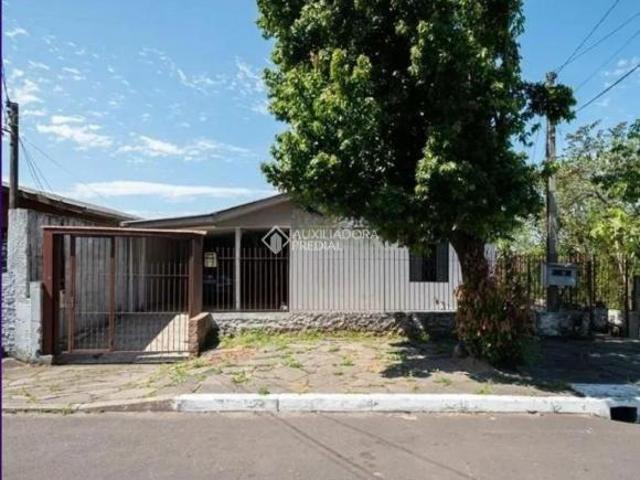 Casa com 4quartos, dois pisos no Bairro Canudos em Novo Hamburgo