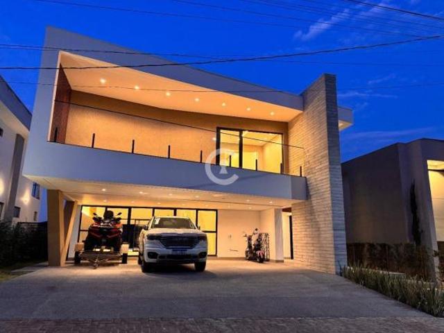 Casa com 525 m² e 4 quartos à venda condomínio Gran Royalle