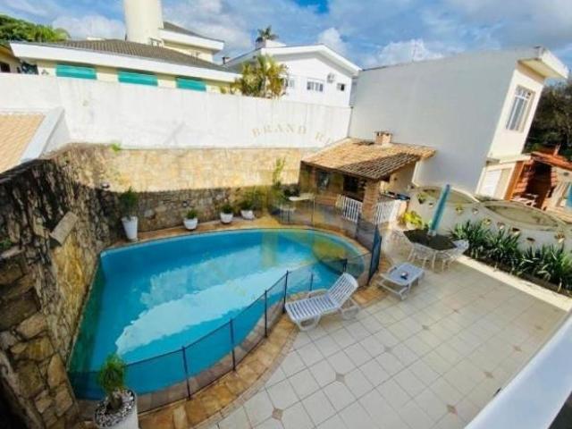 Casa com 544 m², 4 quartos sendo 4 suítes à venda no bairro Alto da Lapa