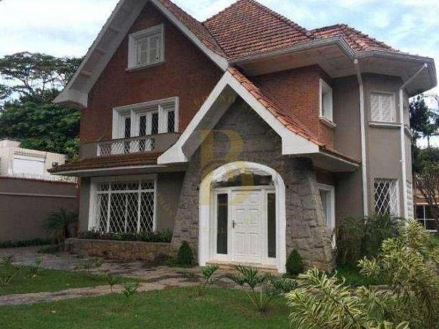 Casa com 550 m², 5 quartos sendo 2 suítes à venda no bairro Jardim Luzitania
