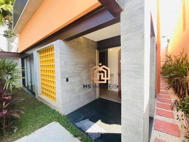 Casa com 550m², 5 Quartos, à VENDA no Jardim Paulista