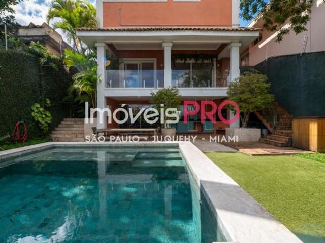 Casa com 583m² 06 dorm 4 suites a venda no Morumbi