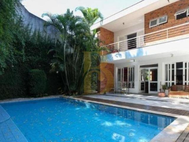 Casa com 584m² à venda no Jardim Guedala