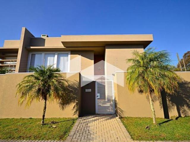 Casa com 590 m², à venda no bairro Butiatuvinha