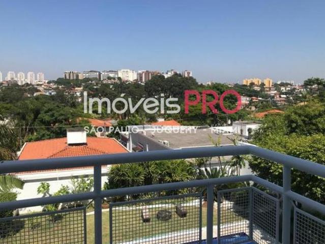 Casa com 594mts 05 suites a venda no Morumbi