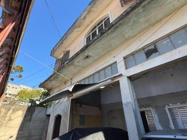 Casa com 5 moradias à venda no Parque Laguna Taboão da Serra/SP 380m² Excelente para renda