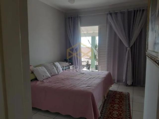 Casa com 5 dormitórios à venda, 147 m² por R$ 530.000,00 Conjunto Habitacional Vida Nova Campina
