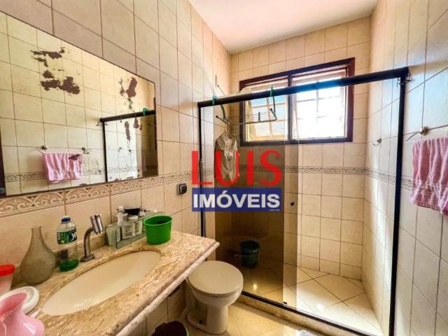Casa com 5 dormitórios à venda, 200 m² por R$ 1.290.000,00 Itaipu Niterói/RJ