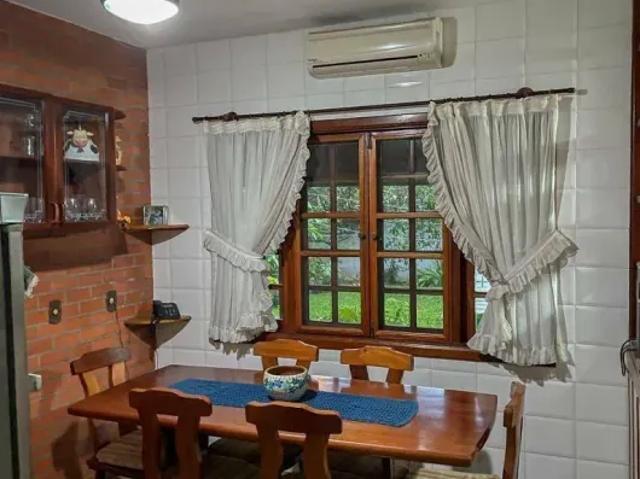 Casa com 5 dormitórios à venda, 470 m² por R$ 3.700.000,00 Camboinhas Niterói/RJ