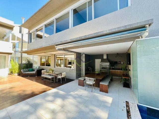 Casa com 5 dormitórios à venda, 774 m² por R$ 8.800.000,00 Alphaville Santana de Parnaíba/SP