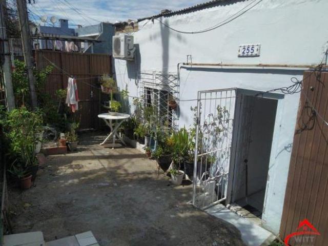 Casa com 5 dormitórios no bairro Jardim Carvalho