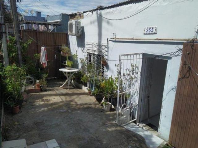 Casa com 5 dormitórios no bairro Jardim Carvalho