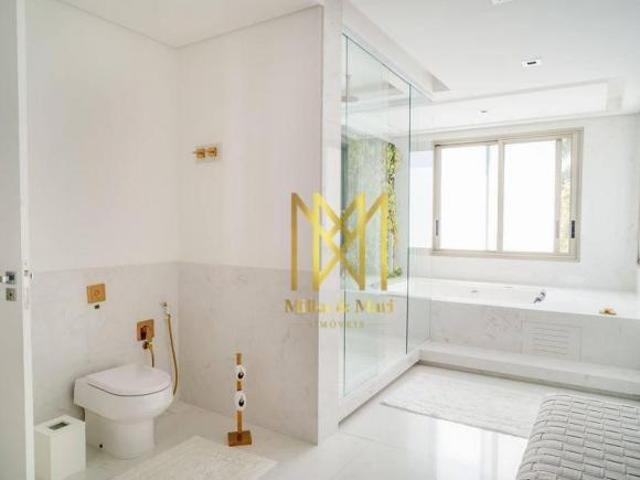 Casa com 5 dormitórios à venda, 1180 m² por R$ 23.000.000,00 Tamboré Santana de Parnaíba/SP