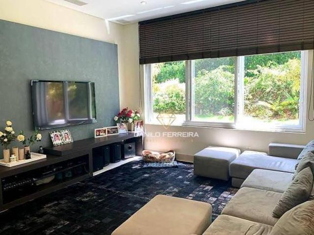 Casa com 5 dormitórios à venda, 1100 m² por R$ 10.000.000,00 Condomínio Terras de São José II It