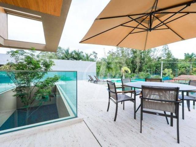 Casa de Luxo à Venda no Condomínio Tamboré 2 em Alphaville – 5 Suítes | 1100m² | Mobiliada