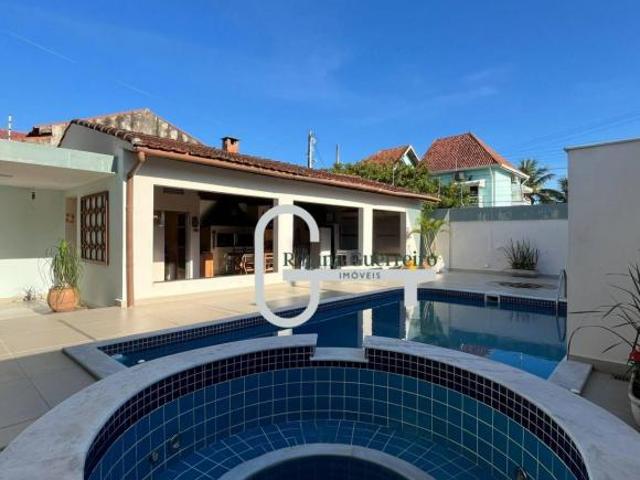 Casa com 5 dormitórios à venda, 155 m² por R$ 950.000,00 Jardim Ribamar Peruíbe/SP