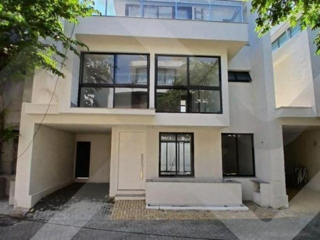 Casa com 5 dormitórios à venda, 176 m² por R$ 3.000.000,01 Camburi São Sebastião/SP