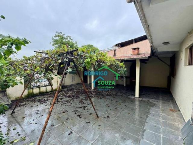 Casa com 5 dormitórios à venda, 170 m² por R$ 795.000,00 Centro Carapicuíba/SP