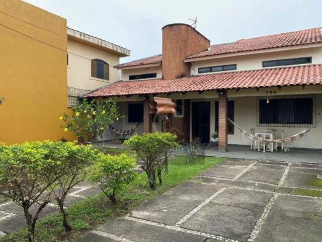 Casa com 5 dormitórios à venda, 180 m² por R$ 630.000 Mirim Praia Grande/SP